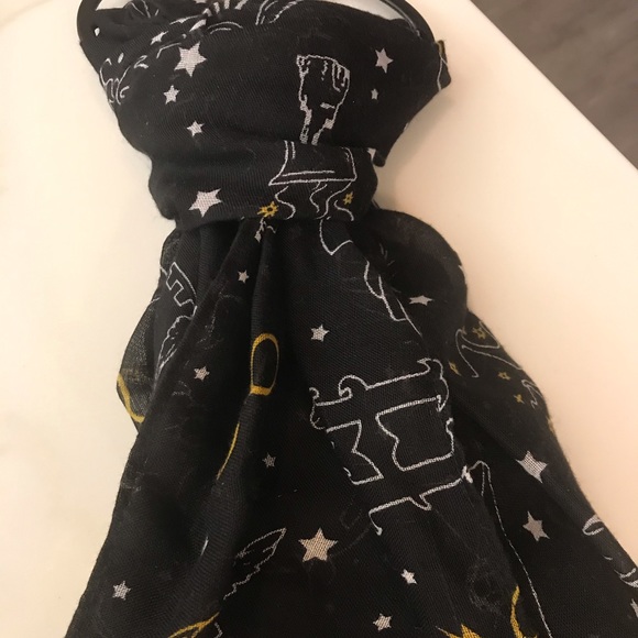 Warner Bros. | Accessories | Harry Potter Scarf Slipper Set New | Poshmark